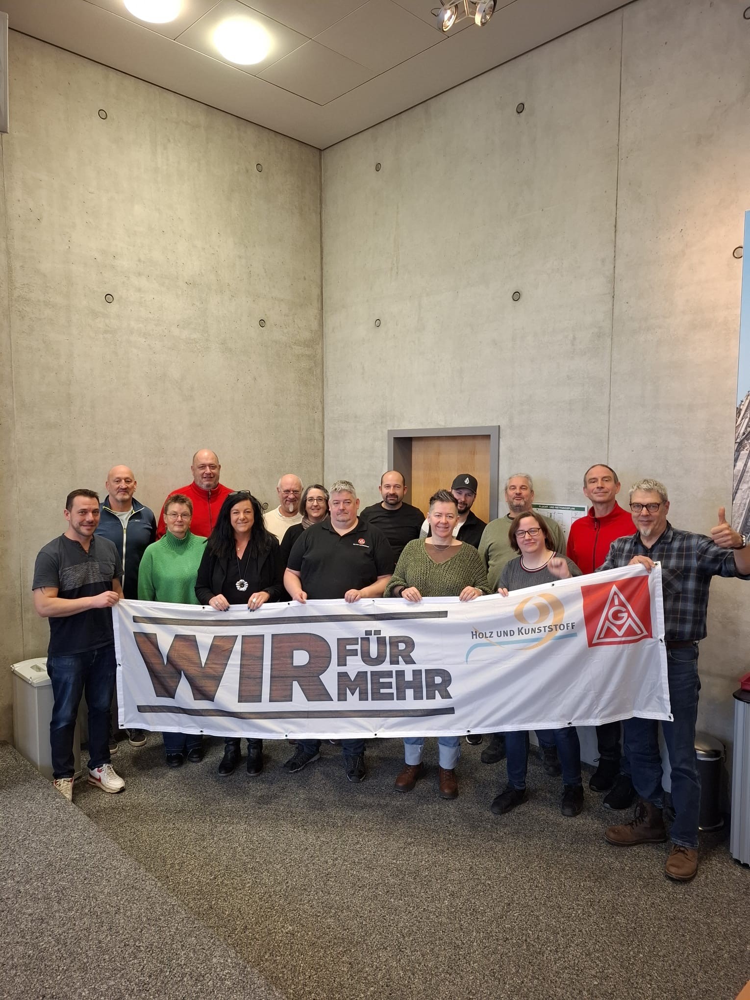 Verhandlungsergebnis: Mehr Geld für Beschäftigte in Bayerns Holz- und ...